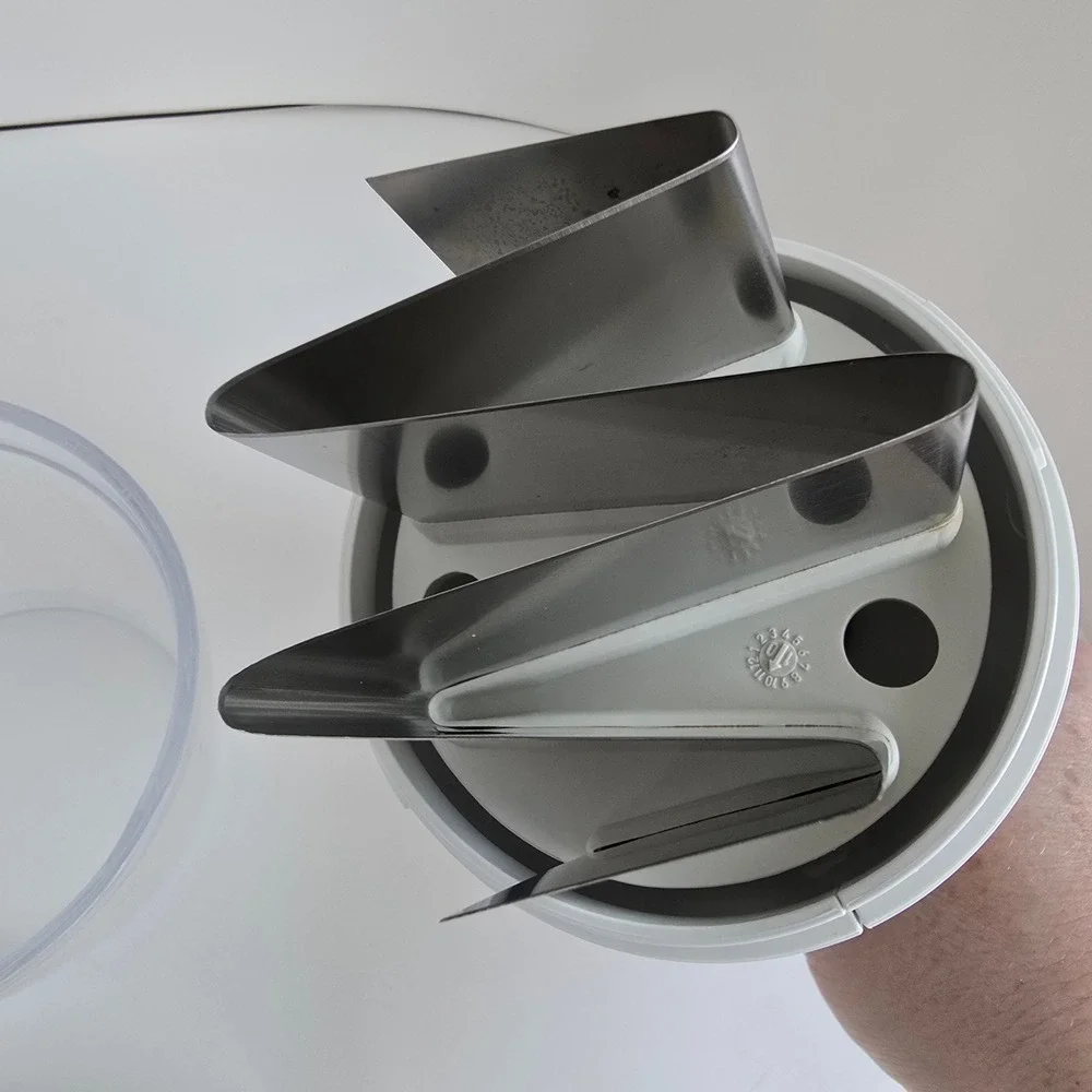 Pampered Chef | Kitchen | Pampered Chef Food Chopper Push Function ...